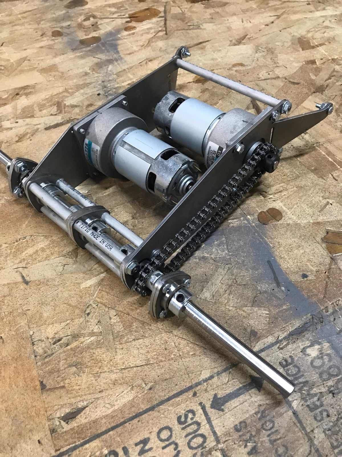 FOA003-HUB — Field of Armor Tanks